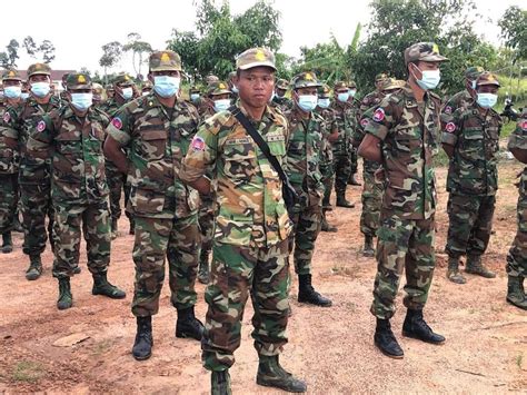 អាជ្ញាធរខណ្ឌសែនសុខនិងខណ្ឌដង្កោជួបសំណេះសំណាលសួរសុខទុក្ខគ្រួសារកងទ័ព ខេត្តព្រះវិហារ សារព័ត៌មាន