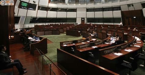 立會下午休會 料傍晚續辯雙辣招修正案｜即時新聞｜港澳｜oncc東網
