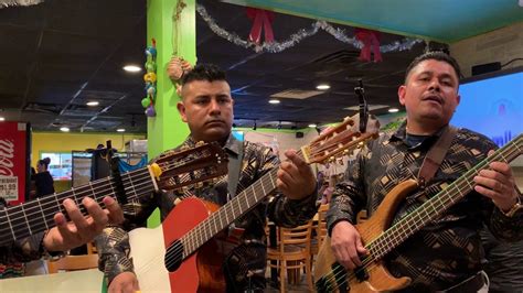 Un Dia De Rey Y Otro Como Weycomposicion De Gerardo Diazlos Tres