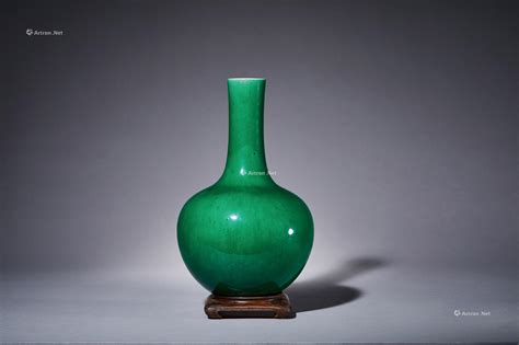 【清中期 郎窑绿釉天球瓶】拍卖品图片价格鉴赏清代单色釉瓷器雅昌艺术品拍卖网