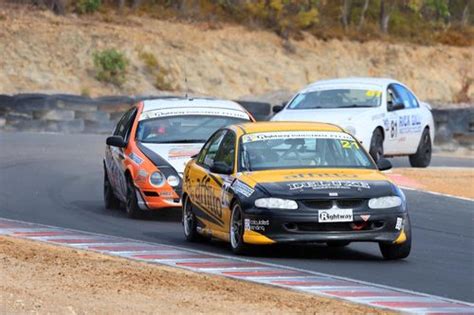 4 Holden Commodore Vt Cars For Sale In Australia