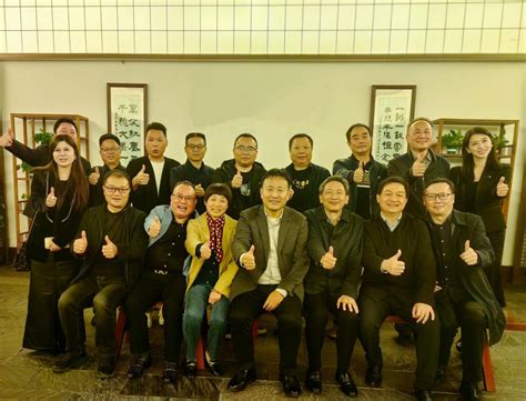 湖南教育新闻网：湖南现代物流职院：校友回湘 共兴三湘 湖南省示范性高职学院 湖南现代物流职业技术学院