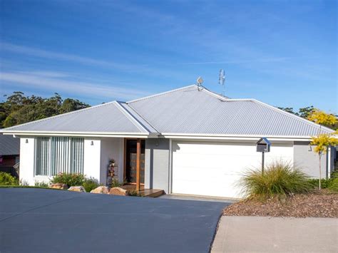 7 Laurel Avenue Ulladulla Nsw 2539 Au