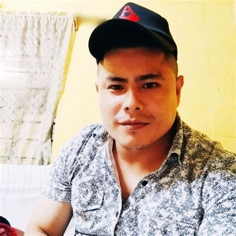 Daniel Flores Youtube