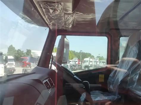 Howo NX Tractor Head Truck