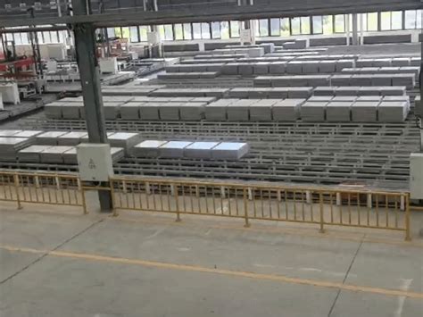 广东佛山瓷砖价格惊掉下巴！普通砖与一线品牌差在哪part82客厅地砖墙砖大理石瓷砖全抛釉瓷砖卫生间瓷砖 什么值得买