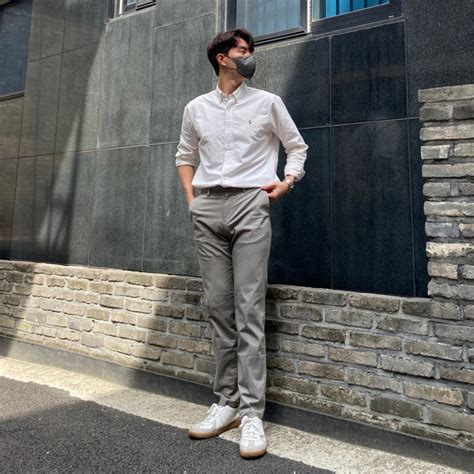 30대 남자 치노팬츠 코디 브렌우드로 깔끔한 출근룩 오피스룩 Ootd 완성 네이버 블로그