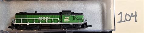 N Scale Burlington Northern 4028 Locomotive Kato Auction