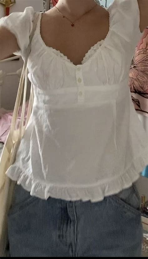 White Flowy Shirt White Flowy Top White Skirt Outfits Cute Outfits