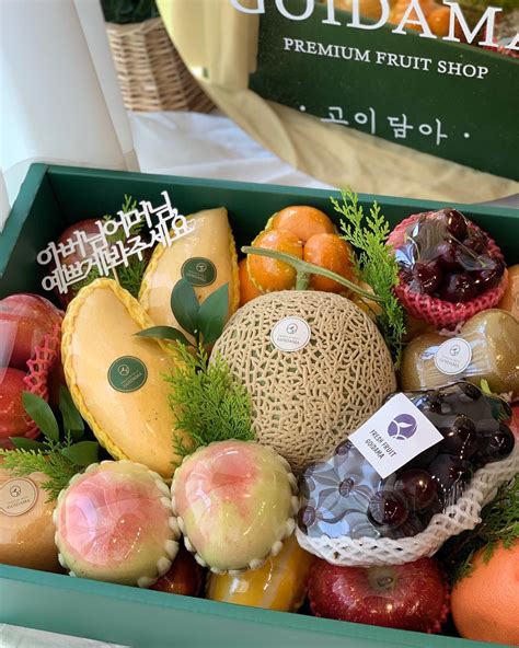 늘byhan 이번엔 부지런떨어 두딸래 추석빔 미리 만들기🪡 아직 낮엔 더우니 반비반소매로 입자 깃•고름•동정달면 완성이니 조금만 기다려💕 ️ 한복and소품판매