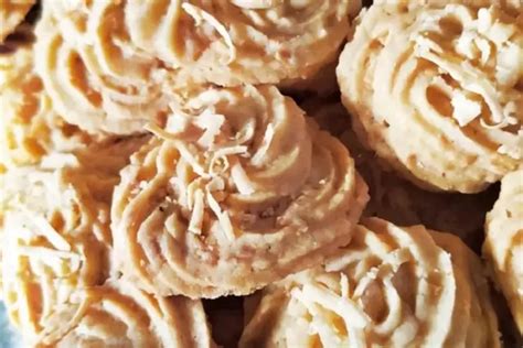 Resep Kue Semprit Keju Ala Chef Devina Hermawan Untuk Lebaran