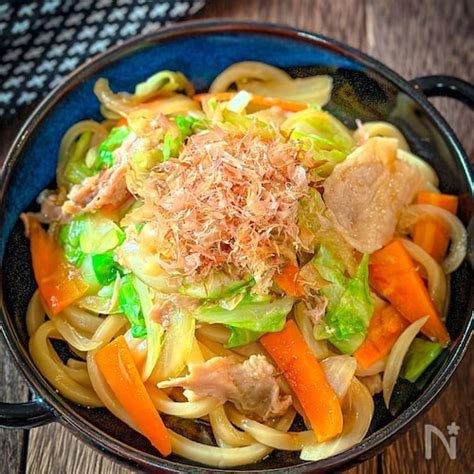 レンチンで楽ちん♪【野菜たっぷり焼きうどん】調味料1つ！ レシピサイトnadia