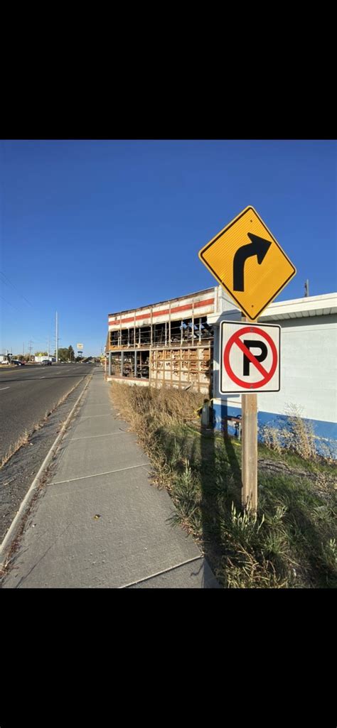Pin By Brockahocka On Reference Photos For 2pt Perspective Highway