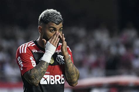 Flamengo Com Dores Na Coxa Gabigol Não é Relacionado Para A Partida