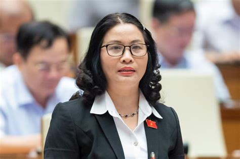 Đbqh NguyỄn ThỊ Lan CẦn XÂy DỰng CƠ ChẾ ĐỂ HÀ NỘi TrỞ ThÀnh Trung TÂm