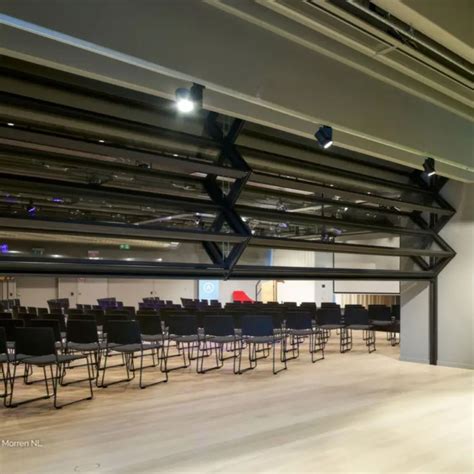 skyfold mirage operable partition installed in a multipurpose space