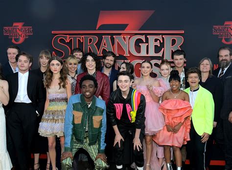 Des Acteurs De Stranger Things En Convention En 2023