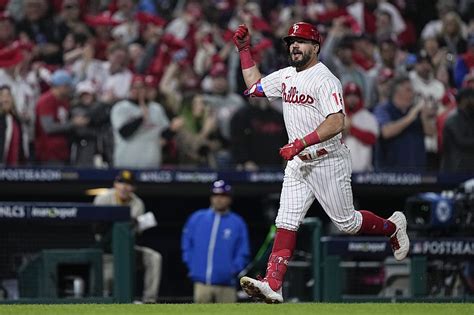 Kyle Schwarbers Power For Phillies Goes Beyond Big Home Runs