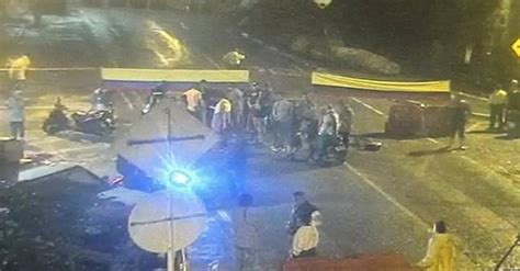 Vía Al Llano No Se Pudo Reabrir Esta Madrugada Por Protestas De La