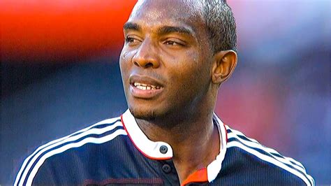 Benni Mccarthy In The 18 Area Youtube