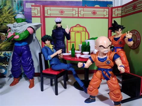 Looks Like Someone Was Crazy Enough To Interrupt Anime Guys Lunch Ractionfigures