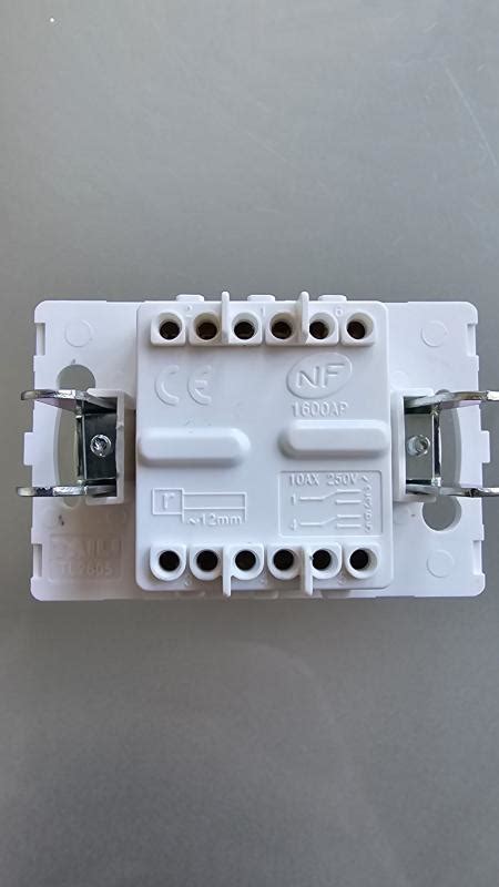 Instalação De Interruptor Duplo Fórum Da Casa