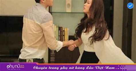 Hùa Theo Cha Mẹ Xúc Phạm Và Làm Tổn Thương Cô Người Yêu Nghèo Khó Và
