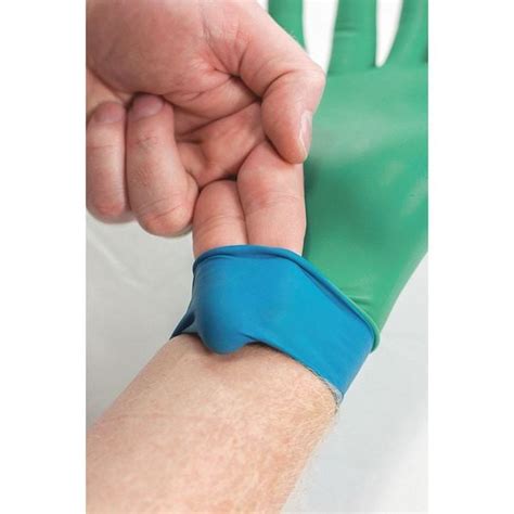 Microflex 93 360 28729 Disposable Gloves Nitrile Powder Free Green