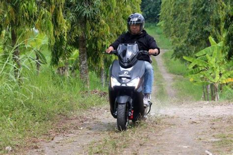 Foto Foto Ketangguhan Motor Listik Tx Series Melahap Perbukitan