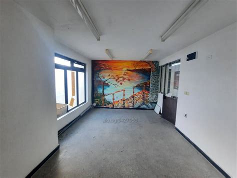 Русе Помещение Широк Център 20 кв м ет 2 4 Магазин Офис Друго 20 кв м Междинен етаж Мага