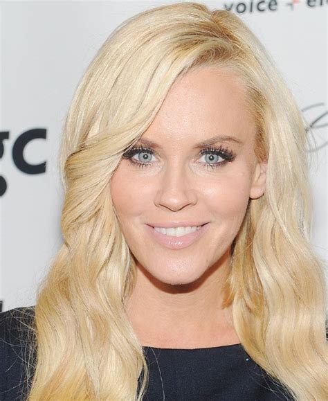 21 Celebrities Who Prove Glasses Make Women Look Super Hot Artofit