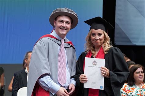 Icps Το Κολλέγιο