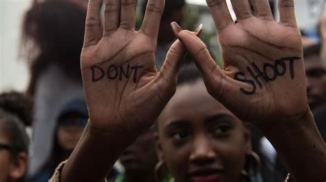 États Unis Violentes Manifestations Après La Mort Dun Afro Américain