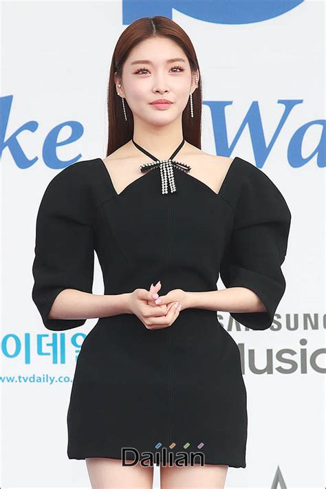 청하 눈부신 미모