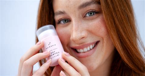 “the Easiest Dry Shampoo To Use” Hair Gains Sell Out Peptide Puff