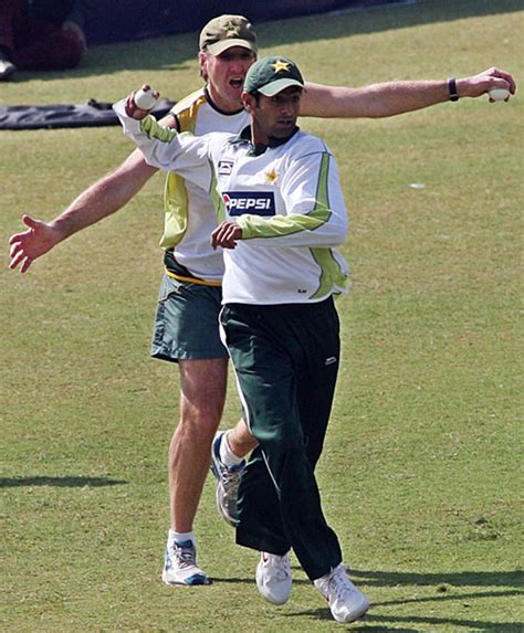 Shoaib Akhtar Returns To The Pakistan Side For The Final Odi Against