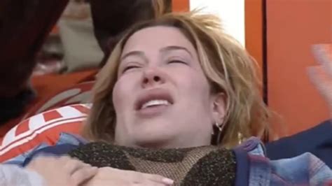 A Fazenda 17 Renata Müller Tem Crise De Choro No Reality Caras Brasil