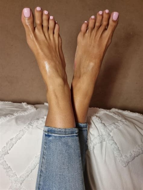 Pink Candy Toes 💖 Rlongtoes