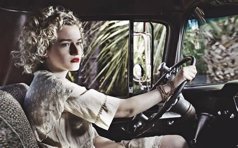 Julia Garner Wallpapers Wallpaper Cave