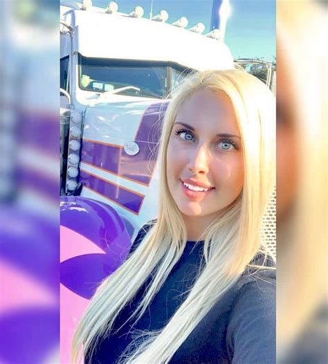 Pin By Thomas Sedenger On Chicks And Rigs Big Rig Large Cars Barbie