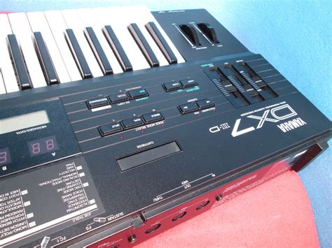 MATRIXSYNTH B YAMAHA DX7 II D FM Digital Synthesizer