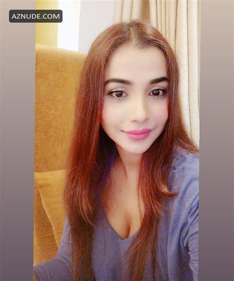 Alisha Khan Hot Pics Collection Aznude