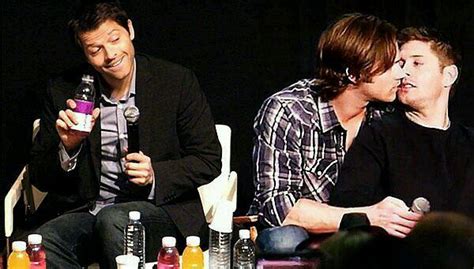 Jared Padalecki And Jensen Ackles Kissing