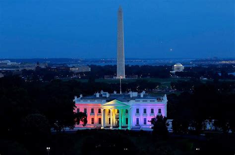 Biden Assina Lei Que Garante O Casamento LGBTI Nos EUA