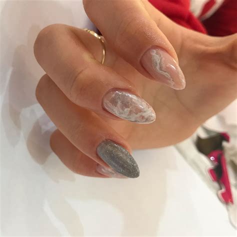 ‎ندا بیوتی شینیون پاکسازی ناخن‎ Nedasafarpoor • Instagram Photos And Videos