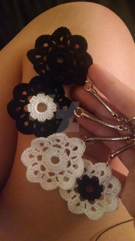 Crochet Flower Keychains By Akeelahh On Deviantart