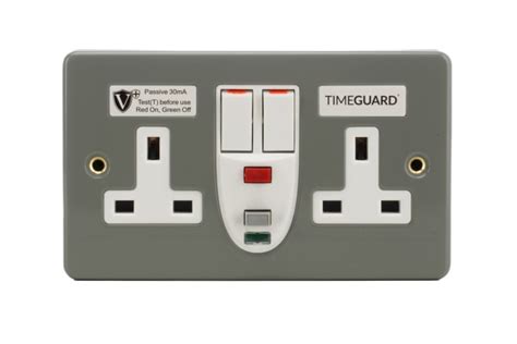 Rcd08mpvn Timeguard Timeguard 30a Bs Fixing Passive Rcd Socket Plastic Surface Mount