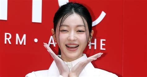 오마이걸 유아 인형같은 만찢녀반짝 반짝 Ten포토