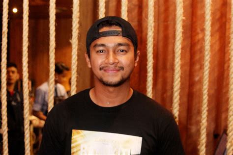 Berperan Sebagai Ustaz Di Film 99 Nama Cinta Deva Mahendra Mengaku Canggung