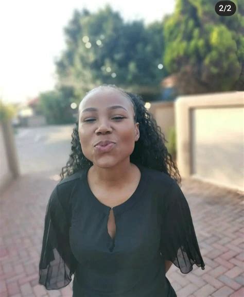 Amanda Manku Shows Her Handsome Husband They Look Good Together